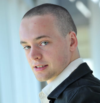 Hugo Ouellet-Côté - École nationale de cirque