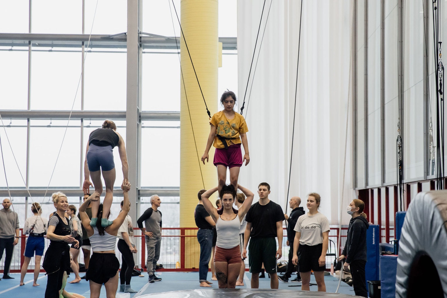 Circus and High School Studies - École nationale de cirque